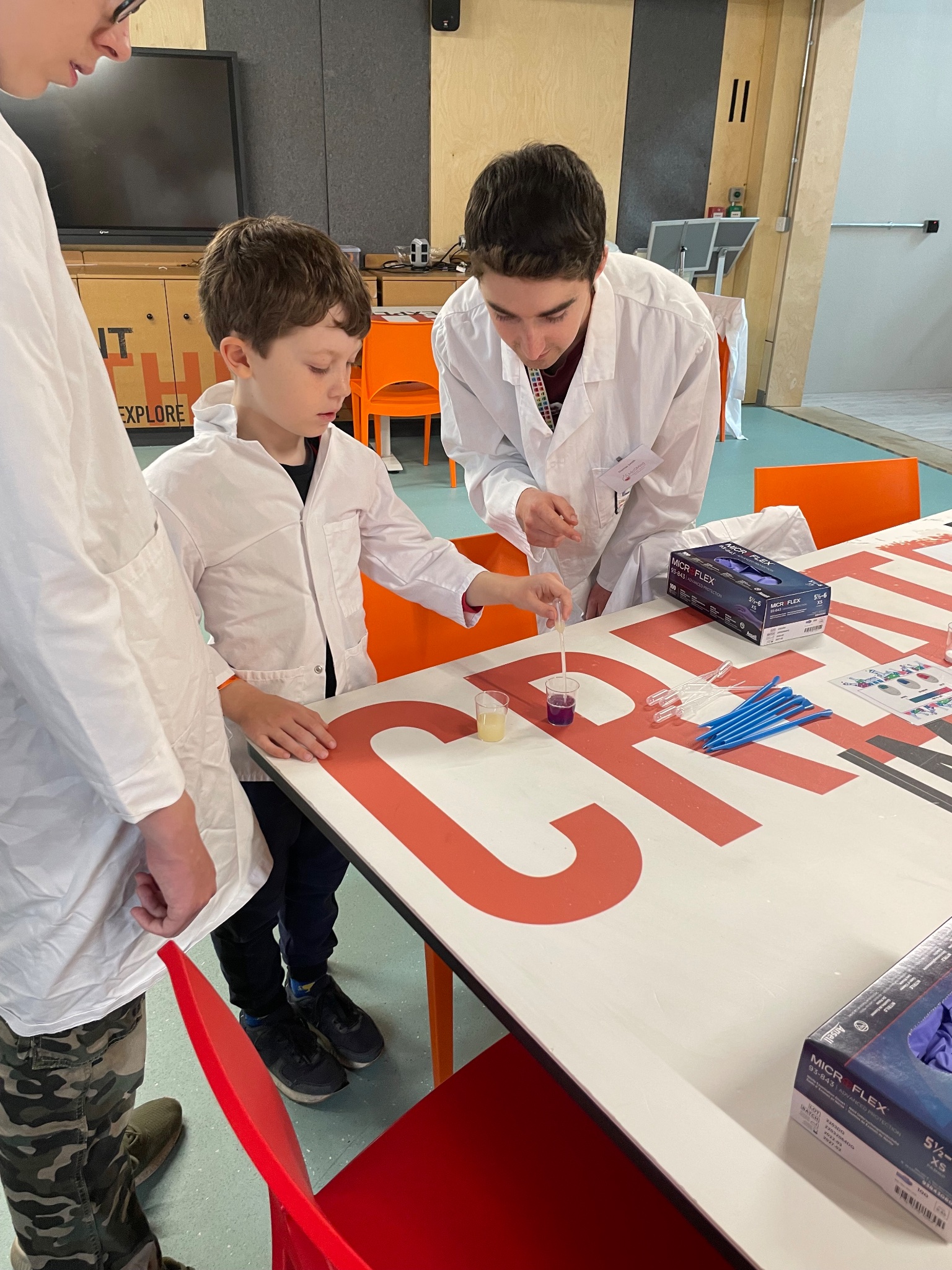 Exploring Science with Families at the Centre for Life - Kawamura ...